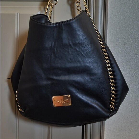 bebe | Bags | Bebe Black And Gold Chain Shoulder Bag Beautiful Black ...